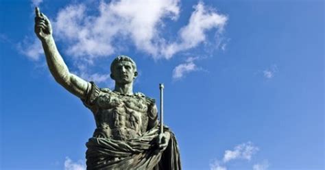 황규인의 잡학사전 제왕절개에서 제왕은 정말 카이사르시저