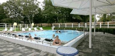 Hallenbad Benrath Düsseldorf Öffnungszeiten, Eintrittspreise und ...
