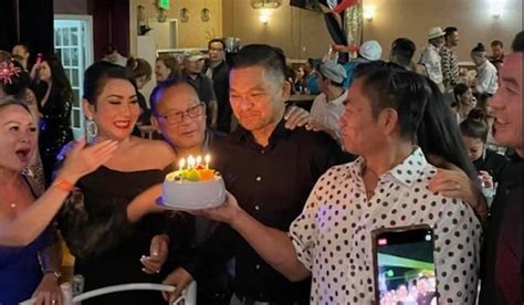 ខាត់ សុ ឃី ម ឆ្លៀត ធ្វើ រឿង មួយ ដាក់ អតីត តារា សម្តែង អម្ពរ ទេវី ពេល ស្កាត់ ជួប គ្នា នៅ អា មេ រិ