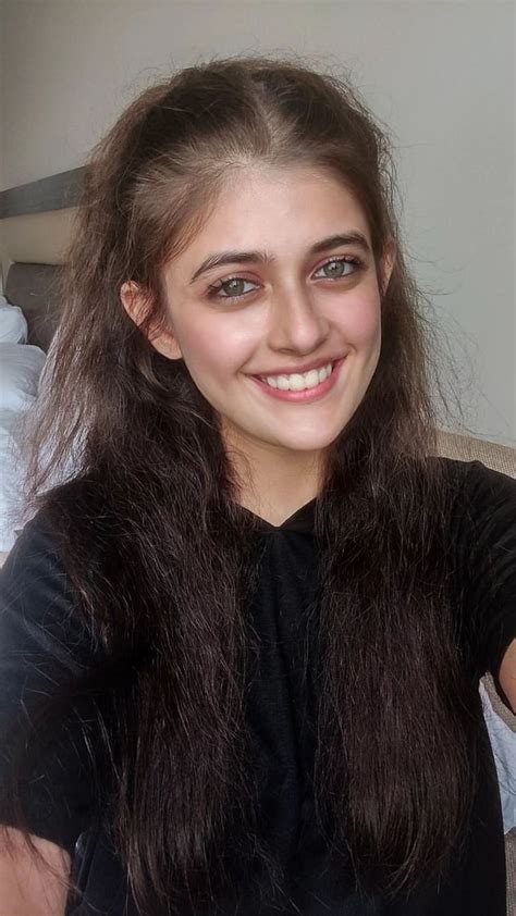 Urvi Singh R Actressheaven