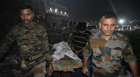 Gujarat Bridge Collapse Death Toll Rises To 133 93 Injured Being