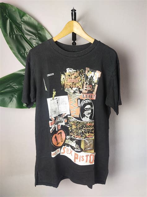 Uniqlo Sex Pistols Grailed