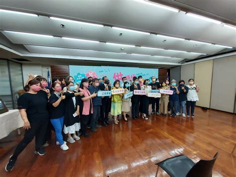 供時代社區大學公共性博覽會開展記者會 文教 僑務電子報