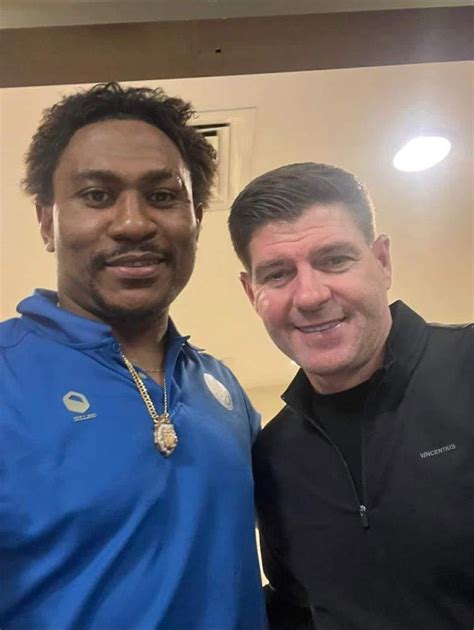 Legendagency Steven Gerrard And Léandre Tawamba Deux