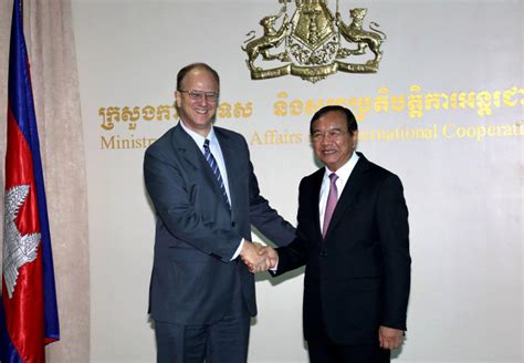 ឯកឧត្តម ឧបនាយករដ្ឋមន្រ្តី ប្រាក់ សុខុន អនុញ្ញាតឲ្យឯកអគ្គរដ្ឋទូតអាល្លឺម៉ង់