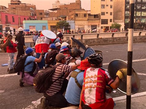 Aldíaperú On Twitter Rt Noticiasser Lima Multitudinaria Marcha