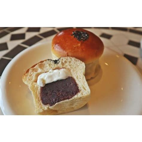 ふるさと納税 岩手まるごと生クリームあんぱん7個入（プレーン5個＆季節のあんぱん1種×2個）≪9月発送予定≫【771 9n】 9月より発送開始