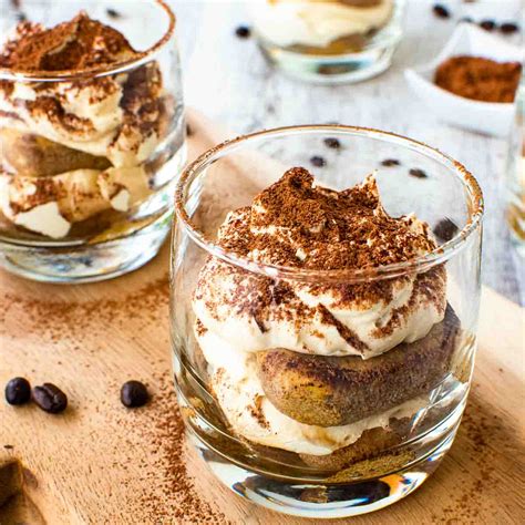 Pastry Tiramisu Cups