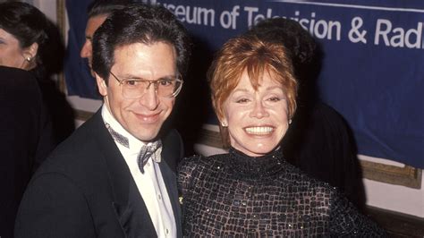 New Mary Tyler Moore Documentary Features Rare Footage From The Mary