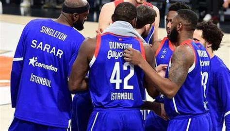 Son dakika Anadolu Efes te koronavirüs şoku Maçları ertelendi Basketbol