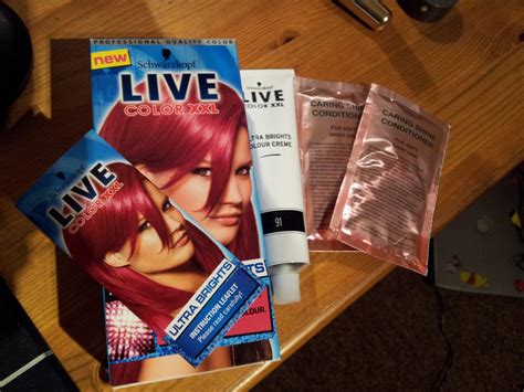 LuckyPretty Schwarzkopf Live Color XXXL Ultra Brights Hair Dye Review