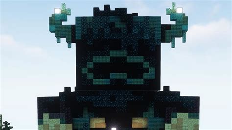Minecraft Redditor Builds A Warden Statue Using Sculk Blocks