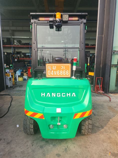 리튬지게차 번호판 부착 도로운행 및 영업용 지게차 활용가능 공지사항 주 오엠코리아