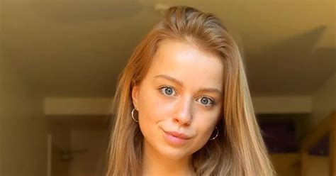 Lizzy High Shows Figure Seconds Apart To Disrupt Body Trends Daily Star