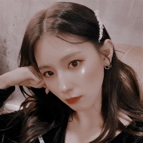 Gidle Miyeon Aesthetic Icons Soft And Dark Black Icons