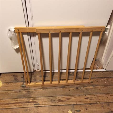 Barngrind I Trä Justerbar Bredd In 414 51 Göteborg Für 6000 Sek Zum