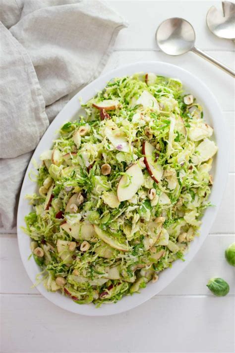 Rosenkohl Salat Mit Apfel Haselnuss Parmesan Elle Republic