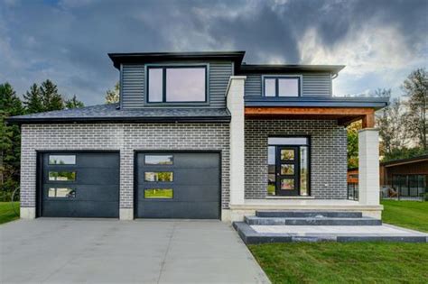 Luxury Homes For Sale In Listowel Ontario