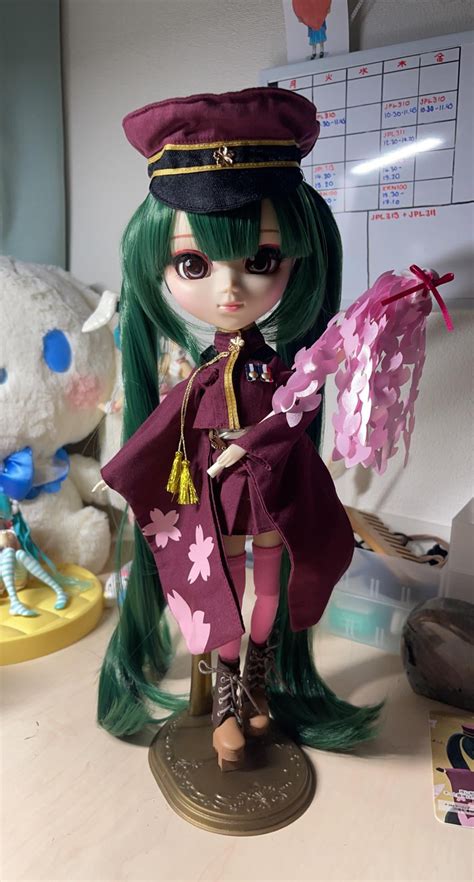 Pretty Girl Arrived Today Senbonzakura Hatsune Miku Rpullip