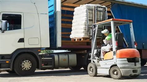 What Is Side Loading In Logistics Freight Course