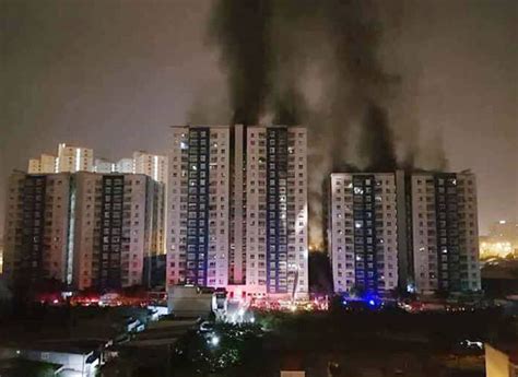 Во Вьетнаме погибло 13 человек при пожаре в многоэтажке