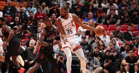 Kevin Durant Devin Booker Suns Applauded By Nba Fans In Win Over
