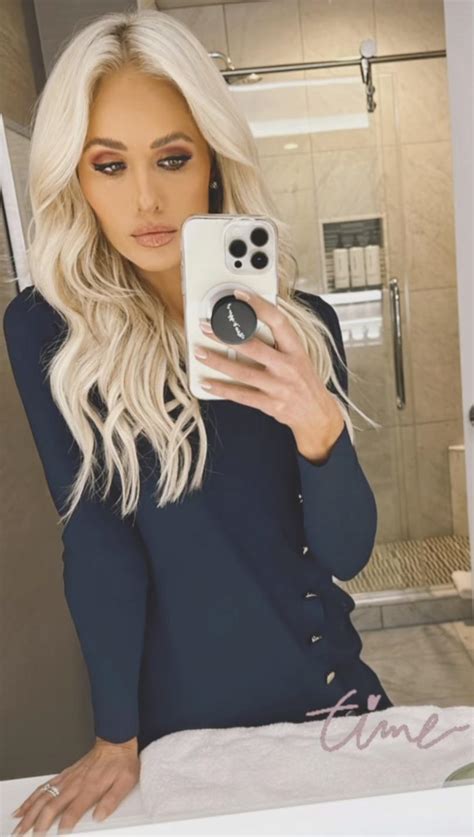 Bathroom Selfie Rtomilahrenhot