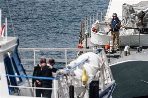 Turkey 8 Dead 31 Rescued After Migrant Boat Sinks Arab News