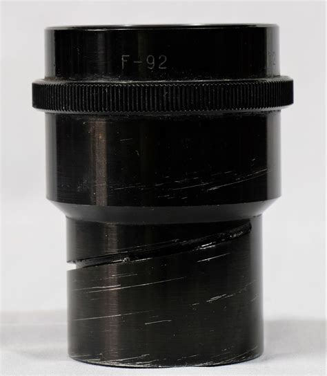 Проекционный объектив F=92 mm 1:2 Светосильный проекционный объектив.С ...