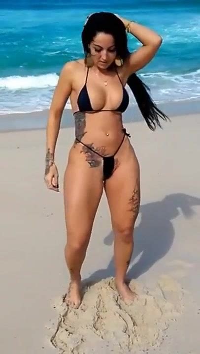 Elisa Sanches Brasileirinha Gostosa Sensualizando No Ritmo Do Funk