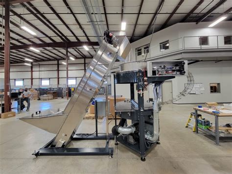 High Speed Vacuum Cap Orienter And Feeder Big Sky Engineering