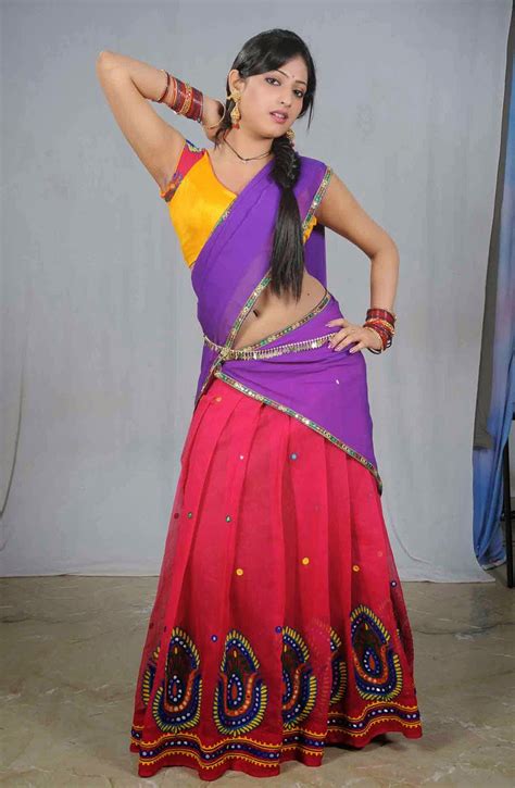 Desi Chudai Photos Haripriya Hot Stills Pics In Saree