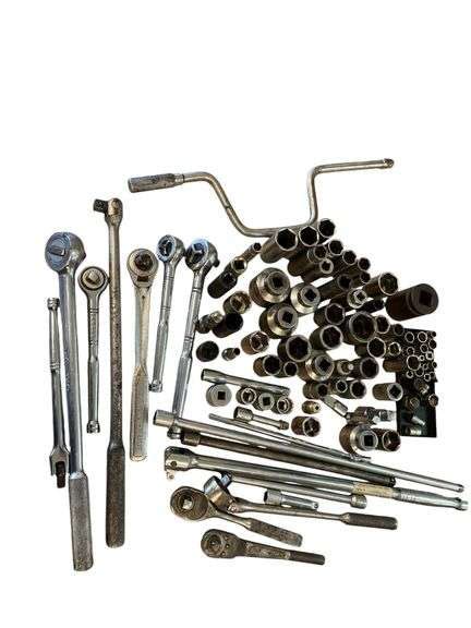 Socket Set ReSettled Life