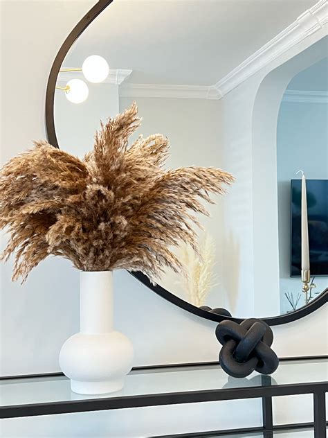 Opal Lily Pampas Grass Bouquets And Boho Decor Dried Flower Bar