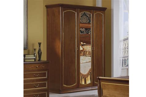 Шкаф 3 х дв с зеркалом ЛУИДЖИ цвет орех артикул 0037373 Купить в торговом комплексе «Три Кита