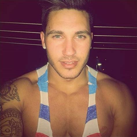 Las fotos mas sexys de Juan Carlos el pretendiente más buenorro de Steisy CORAZON VIP