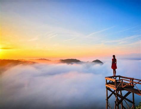 Pesona Keindahan Negeri Di Atas Awan Di Indonesia Blog Unik