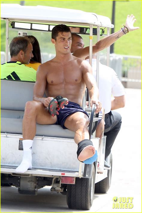 Cristiano Ronaldo Shirtless After Practice Photo 2698425 Cristiano