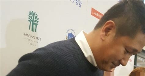 귀국 이대호 내년 거취 아직 모른다일문일답