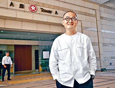 浸大暂停邵家臻教学 展开纪律聆讯 星岛日报