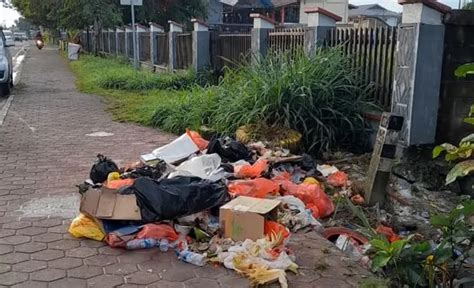 Hari Lingkungan Hidup Warga Mimika Butuh Bak Sampah