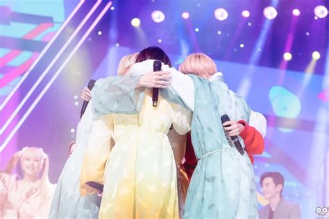 더쿠 투바투 슈러라 인가 1위 존나 아름다웠다