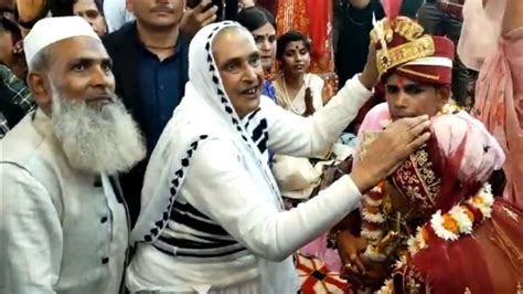 పేదలకు అండగా ట్రాన్స్ జెండర్ ఏడాదికి 10మంది యువతులకు పెళ్లిళ్లు గత