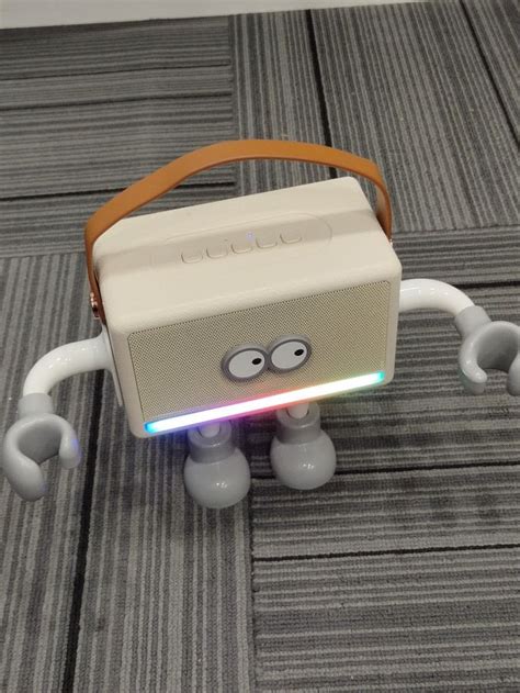 Big Eyed Doll Bluetooth Speaker With Ambient Light Creative Gift Big Eyes Doll Ambient