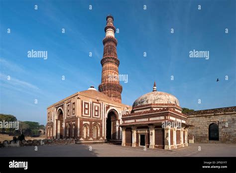 Qutb Minar Qutub Minar Or Qutab Minar Is A Minaret And Victory Tower