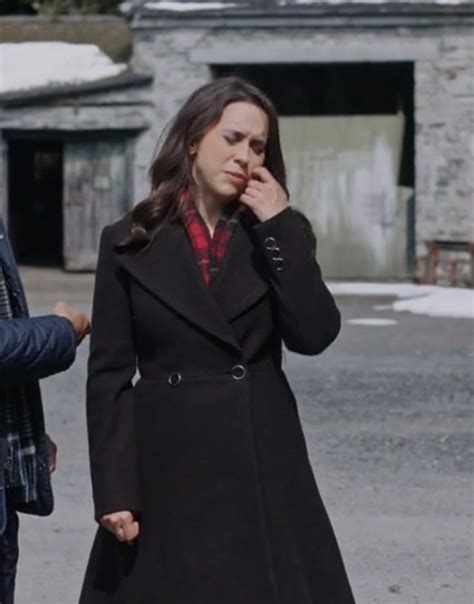 A Merry Scottish Christmas Lacey Chabert Black Coat Lindsay Coat