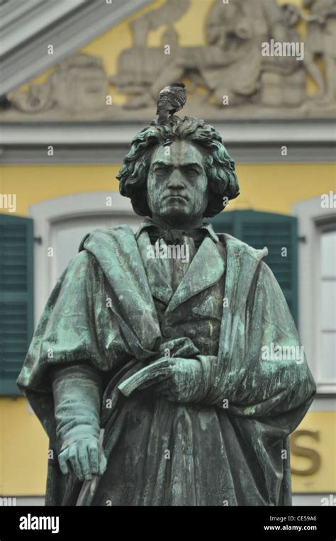 Beethoven Statue Fotos Und Bildmaterial In Hoher Auflösung Alamy