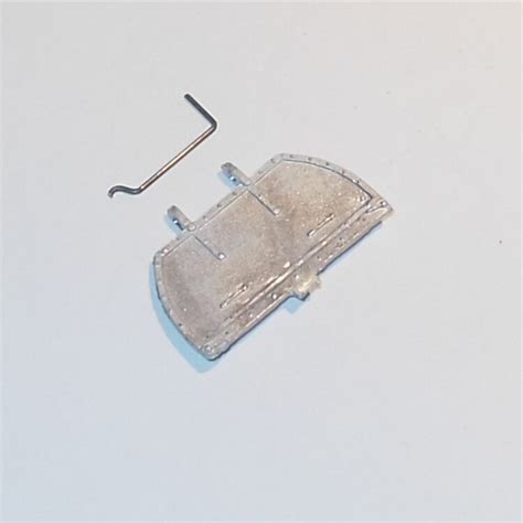 Dinky Toys 25v 252 Bedford Refuse Dust Truck Rear Door Set