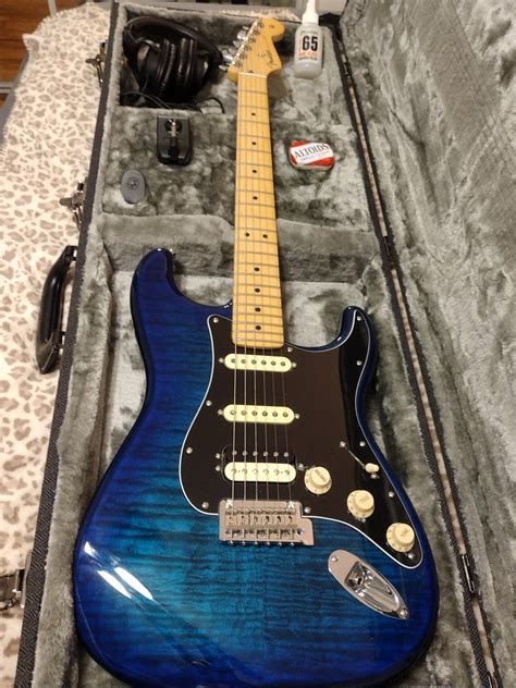 Fender Player Strat Vs Fender American Strat 2 Dark Knight Wmaple