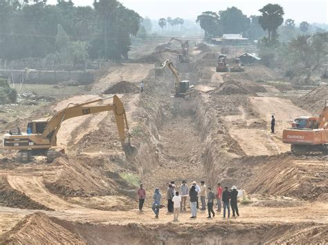 គម្រោងស្តារប្រឡាយមេរំដោះទឹកស្រះកែវ ខេត្តតាកែវ ផ្ដល់ទឹកប្រាំង វវស្សា ដំណាំរួមផ្សំ ១៧០០ហិកតា